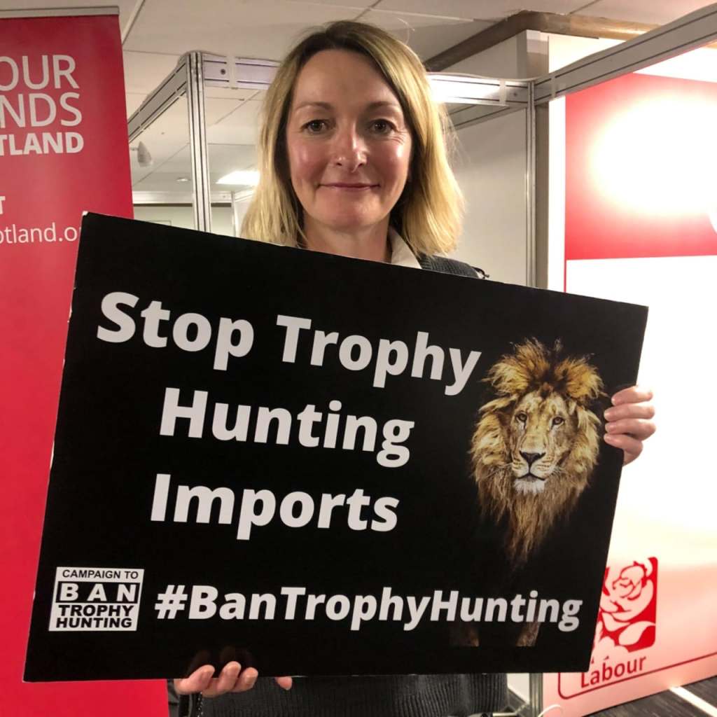 British Hunters Are Getting Away With Murder : Ban Trophy Hunting