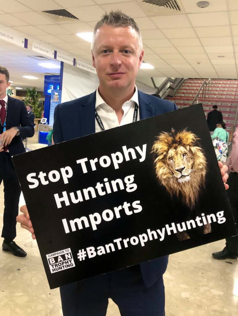British Hunters Are Getting Away With Murder : Ban Trophy Hunting